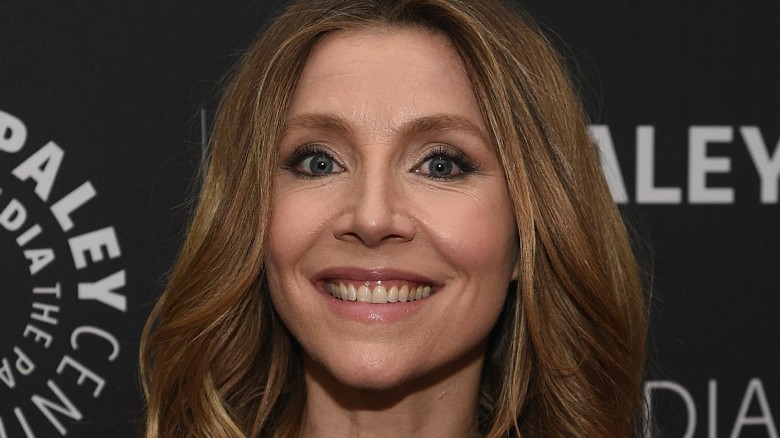 Sarah Chalke joins Friends From College season 2